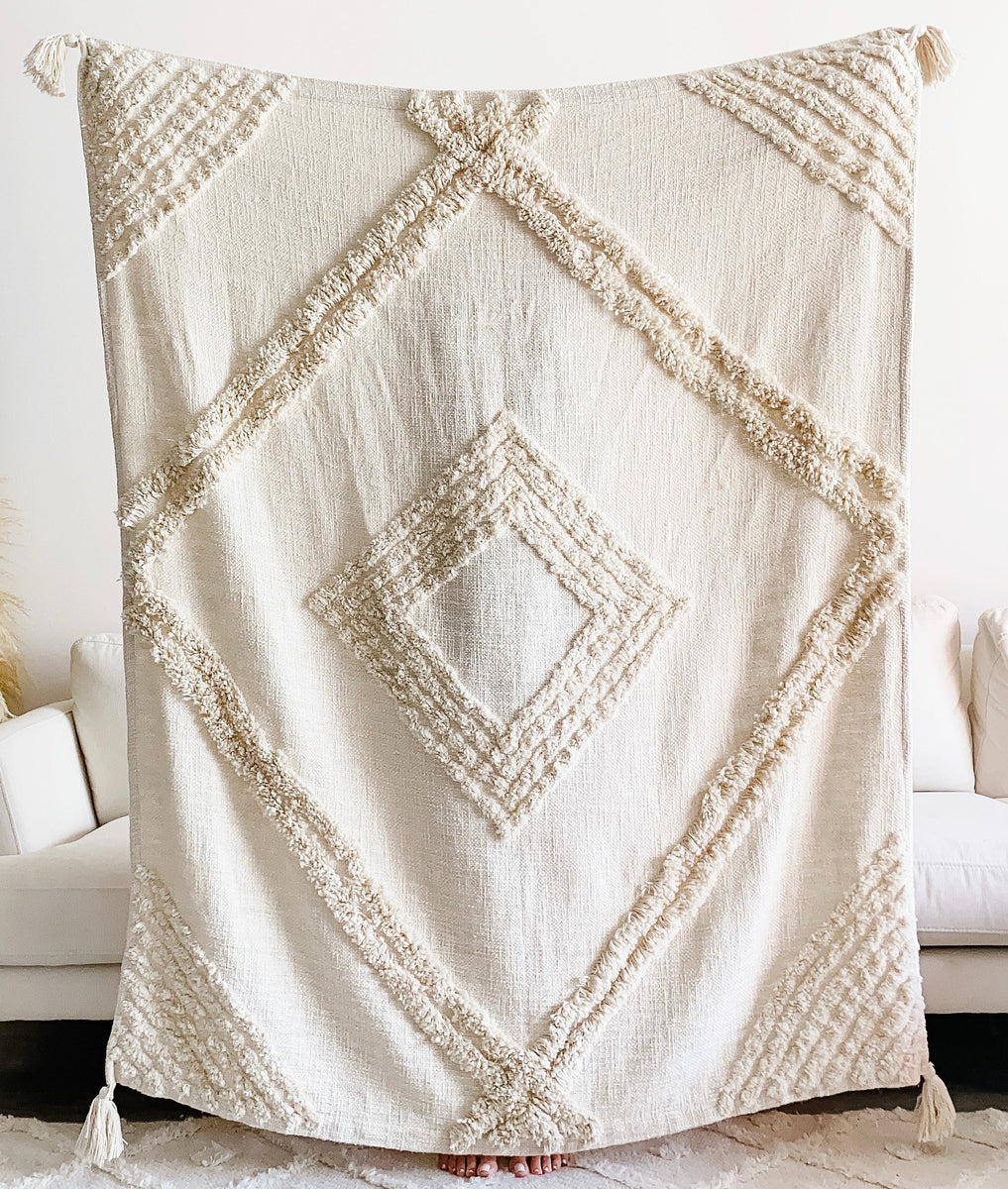 Modern Boho Throw Blanket with Tassels l Busa Designs – Busa Designs