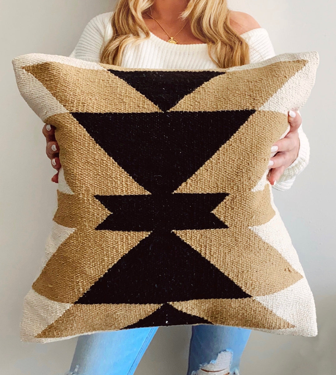 Southwestern Boho Pillow Cover with Aztec Pattern | Busa Designs ...